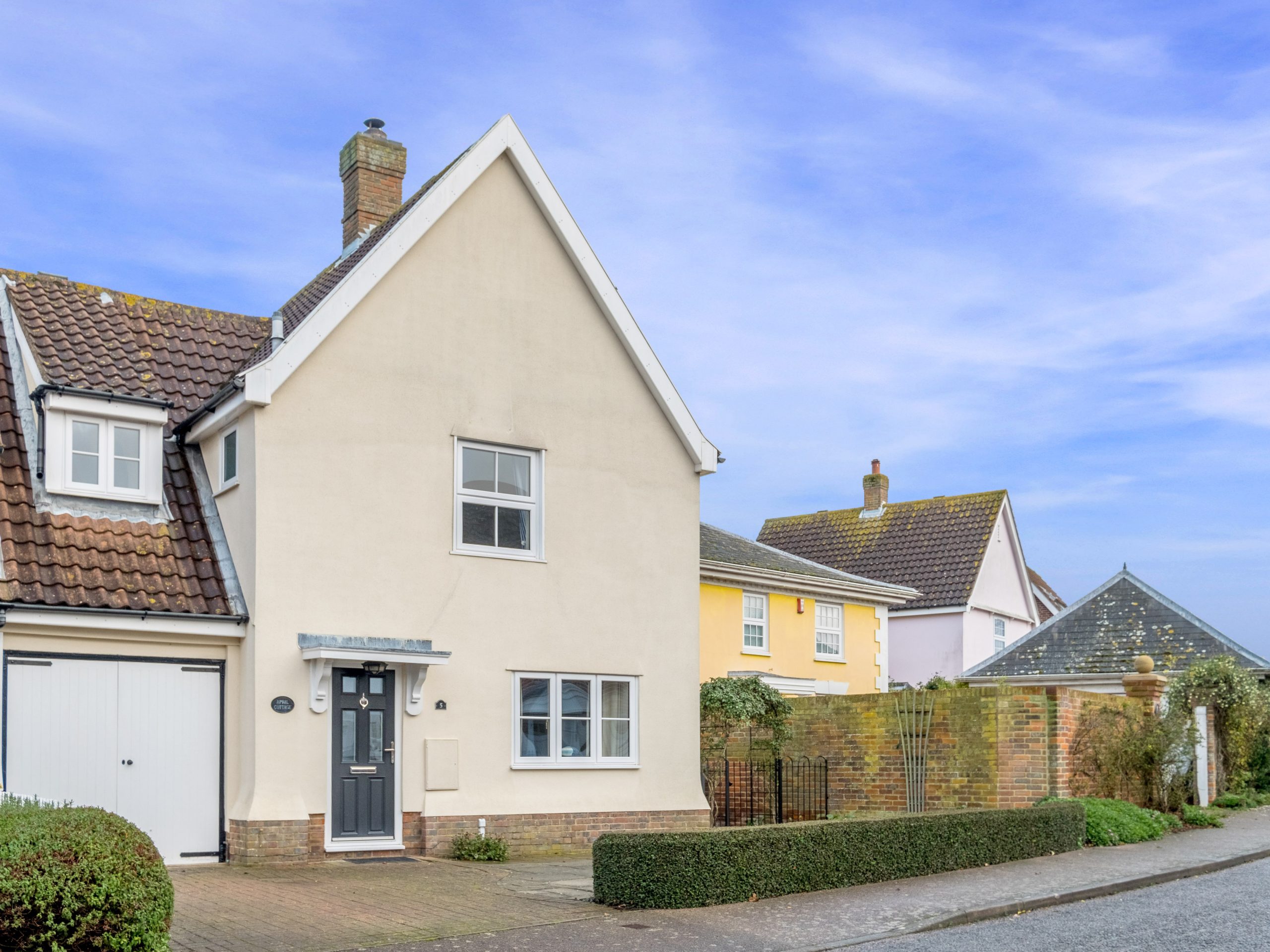 April Cottage, Aldeburgh - Holiday Cottages by Aldeburgh Coastal Cottages